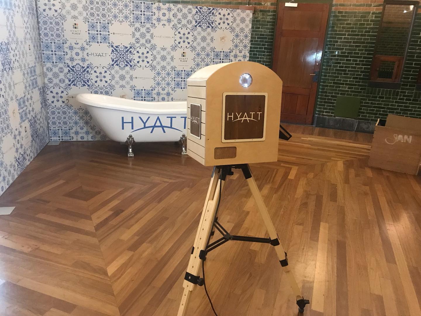 Ontdek 3 Soorten Photobooths: Welke past bij jou? | Jongens vd Photobooth